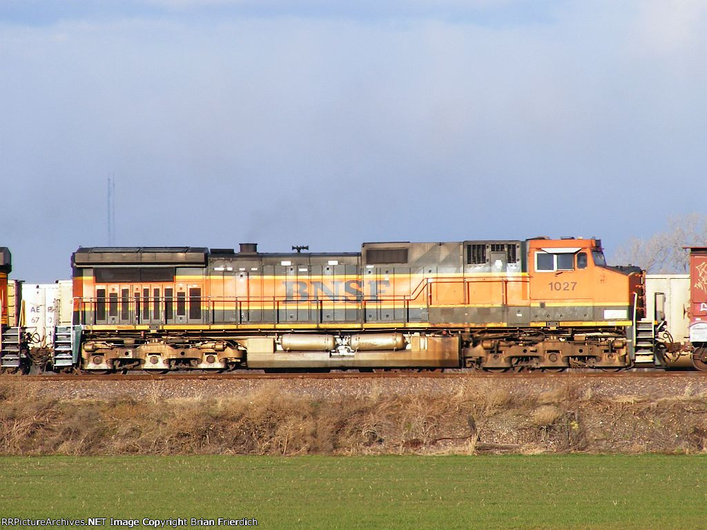 BNSF 1027